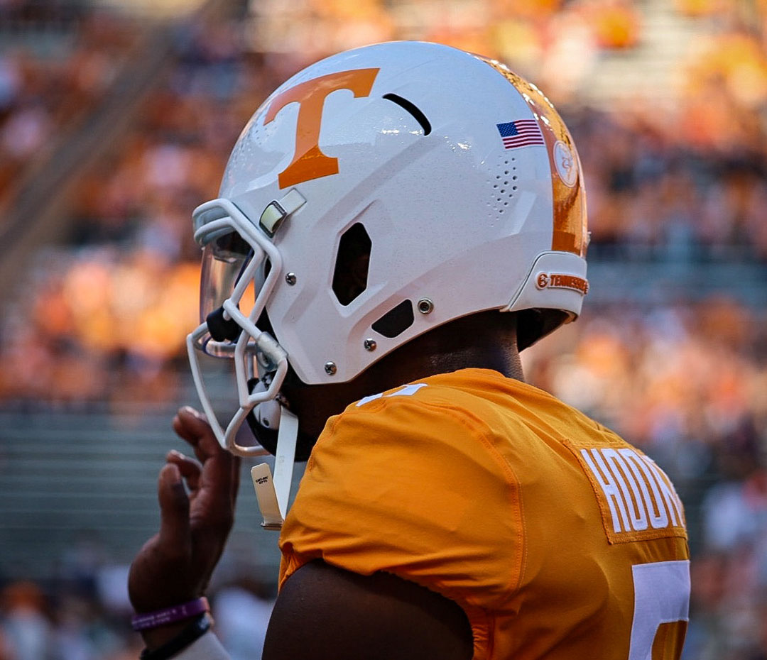 Tennessee chomps the Gators 38-33